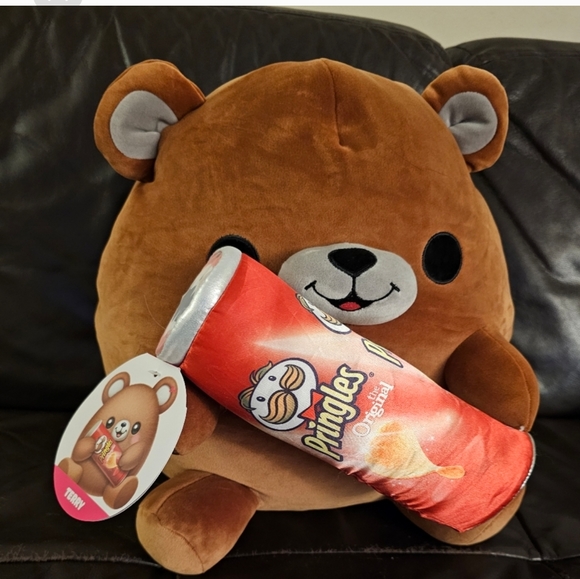 Zuru | Toys | Zuru Snackles Terry Teddy Bear W Pringles 4 Jumbo Plush ...
